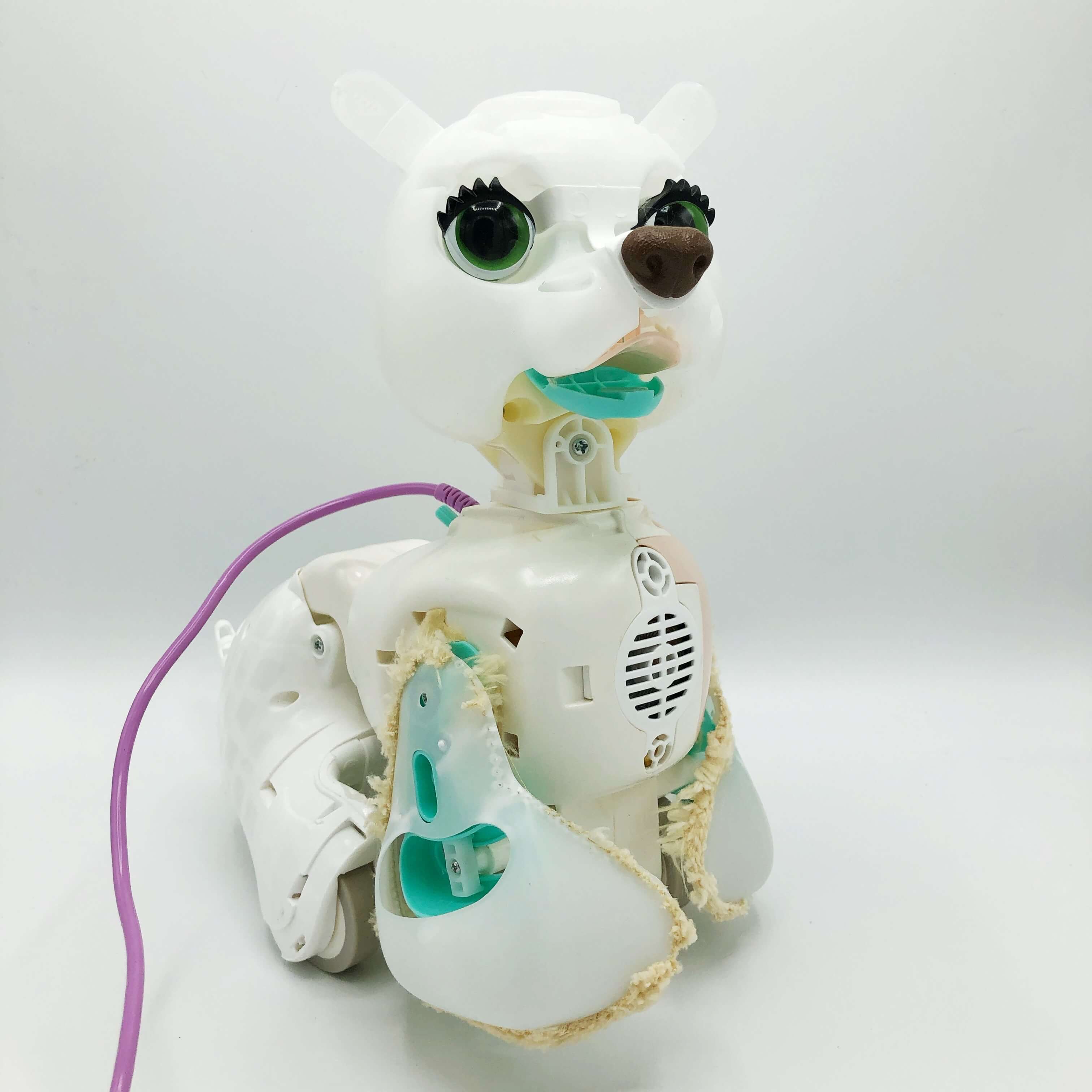 In Vestimentis Ursum - the robots hiding inside stuffed animals