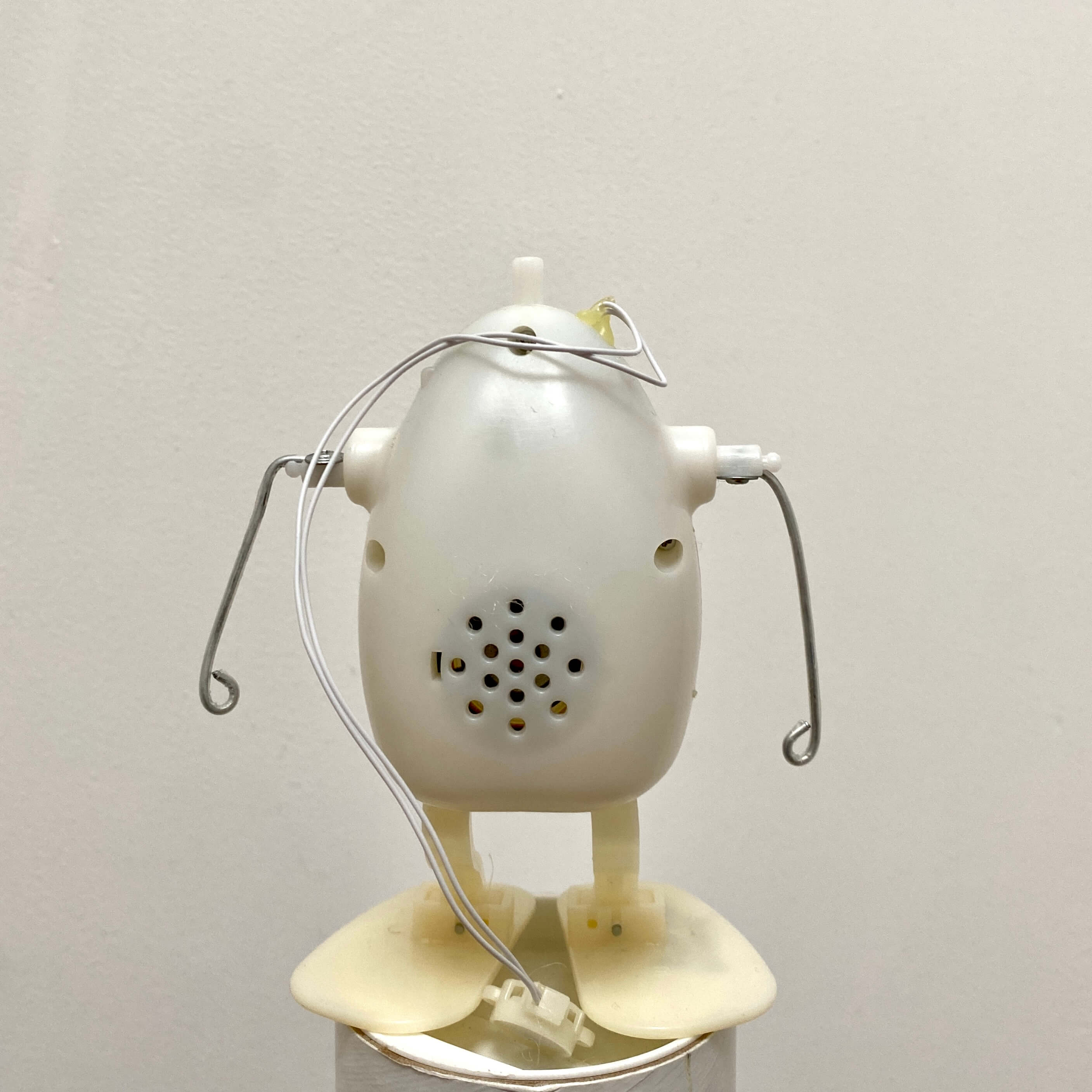 In Vestimentis Ursum - the robots hiding inside stuffed animals